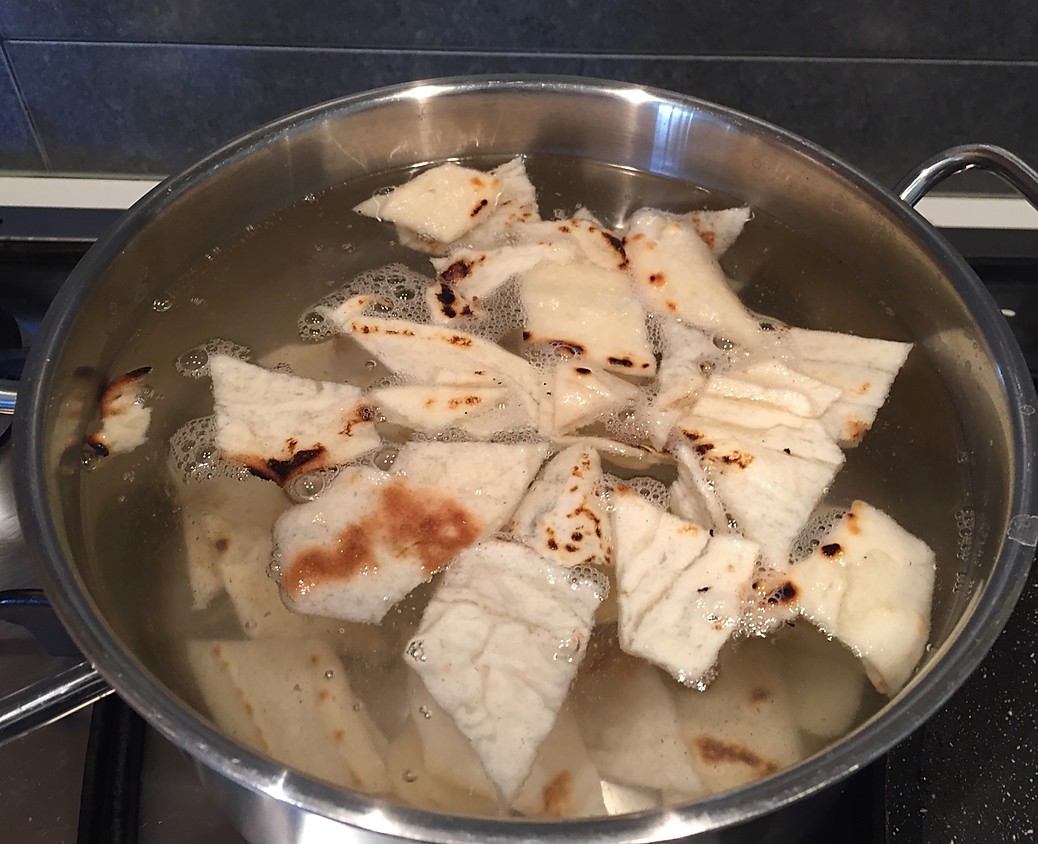 I Testaroli delizia inaspettata dalla Lunigiana - Il Babbuino Ghiotto ...